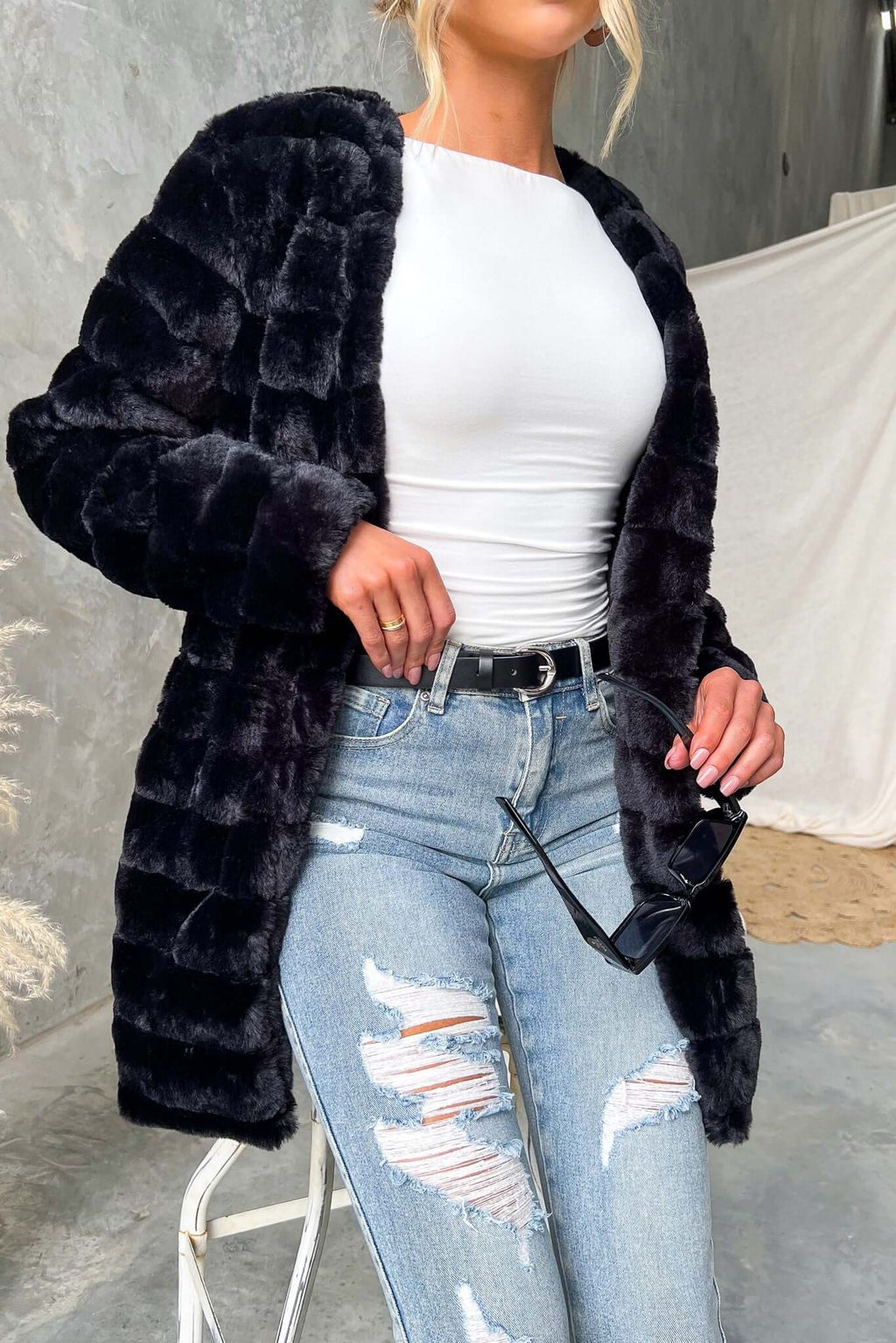 Quentin Faux Fur Jacket - Stylish & Cozy – Amaroso Boutique