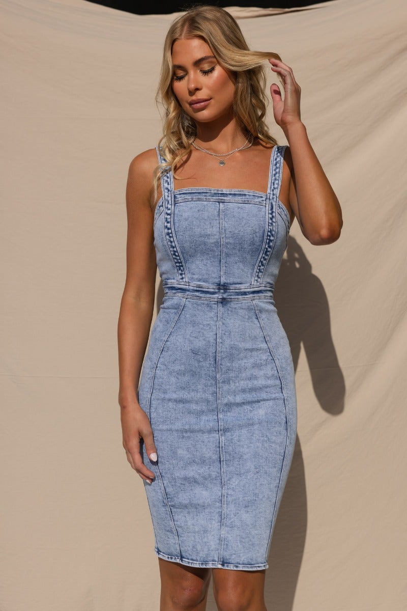 Fletcher Denim Dress – Amaroso Boutique